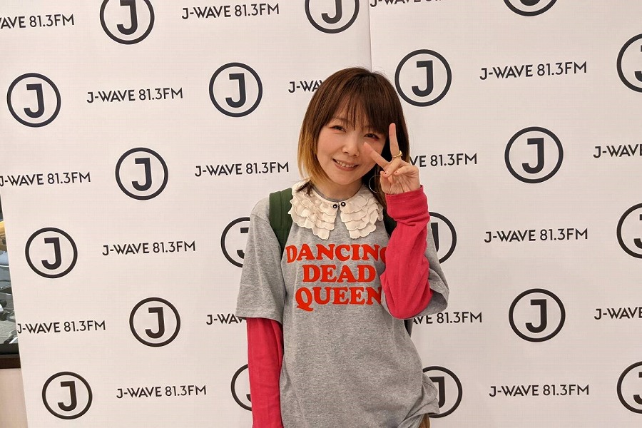 aikoがデビュー前から尊敬するアーティストは？ ライブで“すごい”を更新し続ける | J-WAVE NEWS