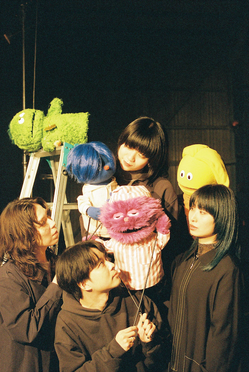 「胸がギュッとなる」 Homecomings・畳野彩加が影響を受けた楽曲を明かす | J-WAVE NEWS